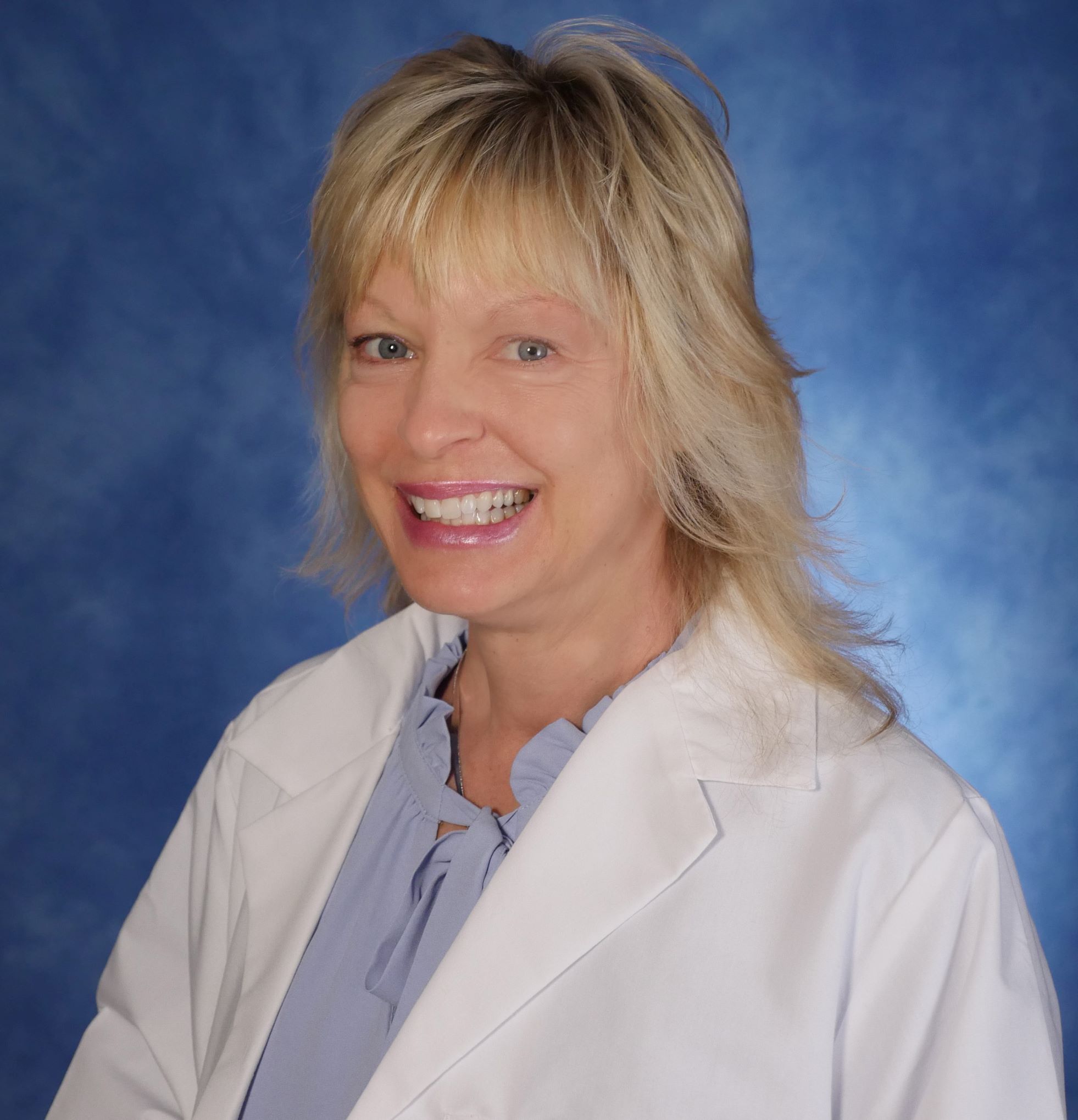 Sharon L Savinsky FNP-C,FNP-BC